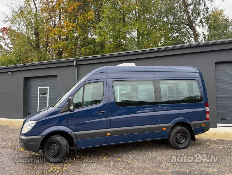 Blue Mercedes-Benz Sprinter 2011 in Tallinn, with an engine capacity of 2.10 L and mileage of 228 thousand km for 12000 €, photo 4 on AUTOMOTO.COM.LV