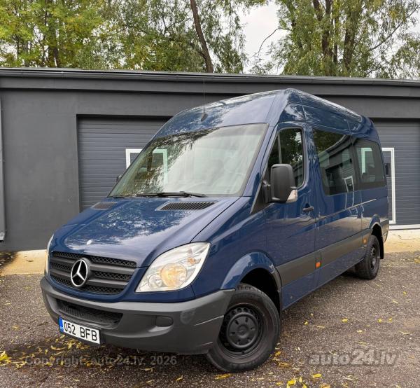 Blue Mercedes-Benz Sprinter 2011 in Tallinn, with an engine capacity of 2.10 L and mileage of 228 thousand km for 12000 €, photo 5 on AUTOMOTO.COM.LV
