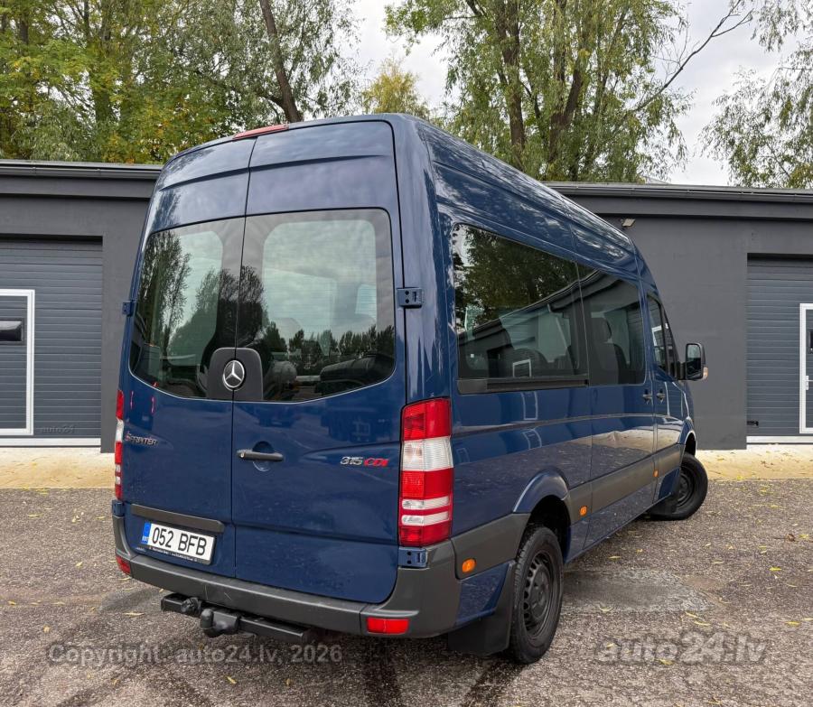 Blue Mercedes-Benz Sprinter 2011 in Tallinn, with an engine capacity of 2.10 L and mileage of 228 thousand km for 12000 €, photo 16 on AUTOMOTO.COM.LV