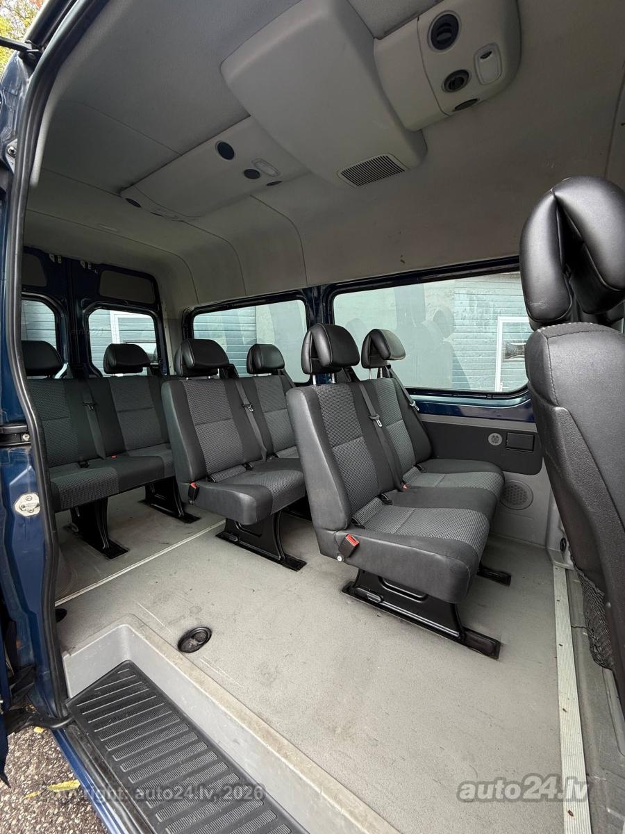 Blue Mercedes-Benz Sprinter 2011 in Tallinn, with an engine capacity of 2.10 L and mileage of 228 thousand km for 12000 €, photo 18 on AUTOMOTO.COM.LV
