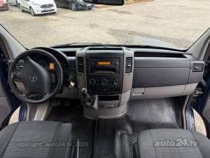 Blue Mercedes-Benz Sprinter 2011 in Tallinn, with an engine capacity of 2.10 L and mileage of 228 thousand km for 12000 €, photo 25 on AUTOMOTO.COM.LV