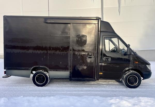 Brown Mercedes-Benz Sprinter 2001 in Vilnius, with an engine capacity of 2.20 L and mileage of 505 thousand km for 3750 €, photo 1 on AUTOMOTO.COM.LV