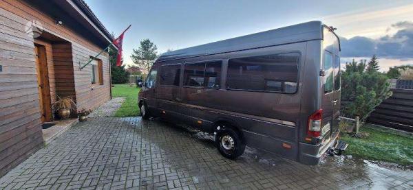 Brūns Mercedes-Benz Sprinter 2004 Klaipėda, ar dzinēja tilpumu 2.70 L un nobraukumu 290 tūkst. km par 3600 €, foto 3 vietnē AUTOMOTO.COM.LV