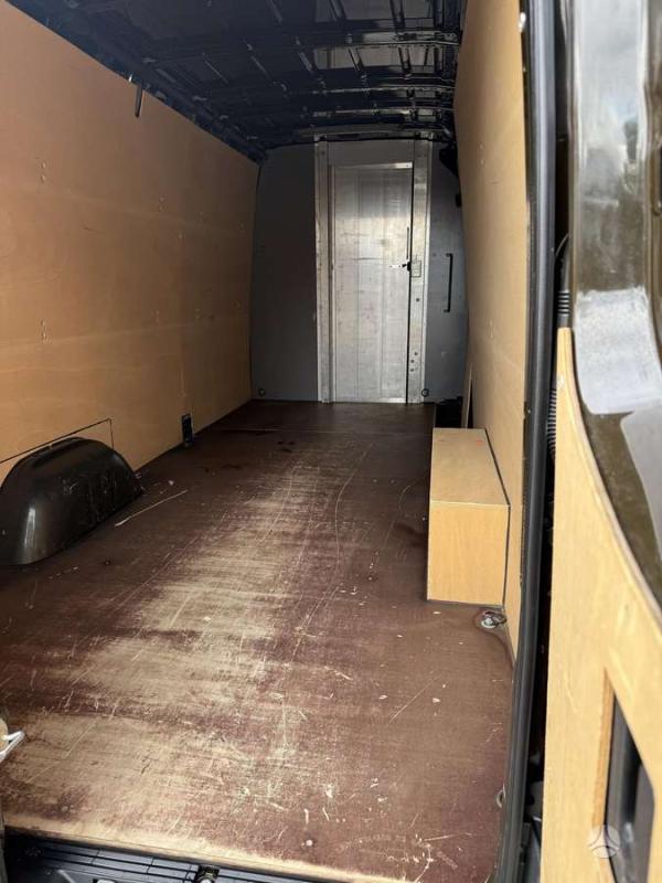 Brown Mercedes-Benz Sprinter 2021 in Kaunas, with an engine capacity of 2.00 L and mileage of 260 thousand km for 9850 €, photo 7 on AUTOMOTO.COM.LV