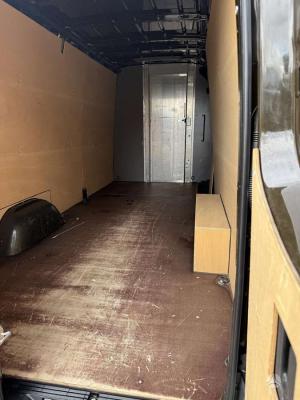 Brown Mercedes-Benz Sprinter 2021 in Kaunas, with an engine capacity of 2.00 L and mileage of 260 thousand km for 9850 €, photo 7 on AUTOMOTO.COM.LV