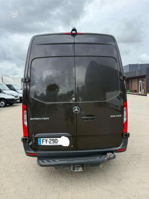 Brown Mercedes-Benz Sprinter 2021 in Kaunas, with an engine capacity of 2.00 L and mileage of 260 thousand km for 9850 €, photo 9 on AUTOMOTO.COM.LV