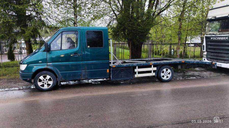 Green Mercedes-Benz Sprinter 2000 in Alytus, with an engine capacity of 2.90 L and mileage of 0 thousand km for 3100 €, photo 1 on AUTOMOTO.COM.LV