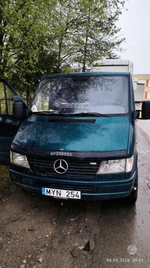 Green Mercedes-Benz Sprinter 2000 in Alytus, with an engine capacity of 2.90 L and mileage of 0 thousand km for 3100 €, photo 6 on AUTOMOTO.COM.LV