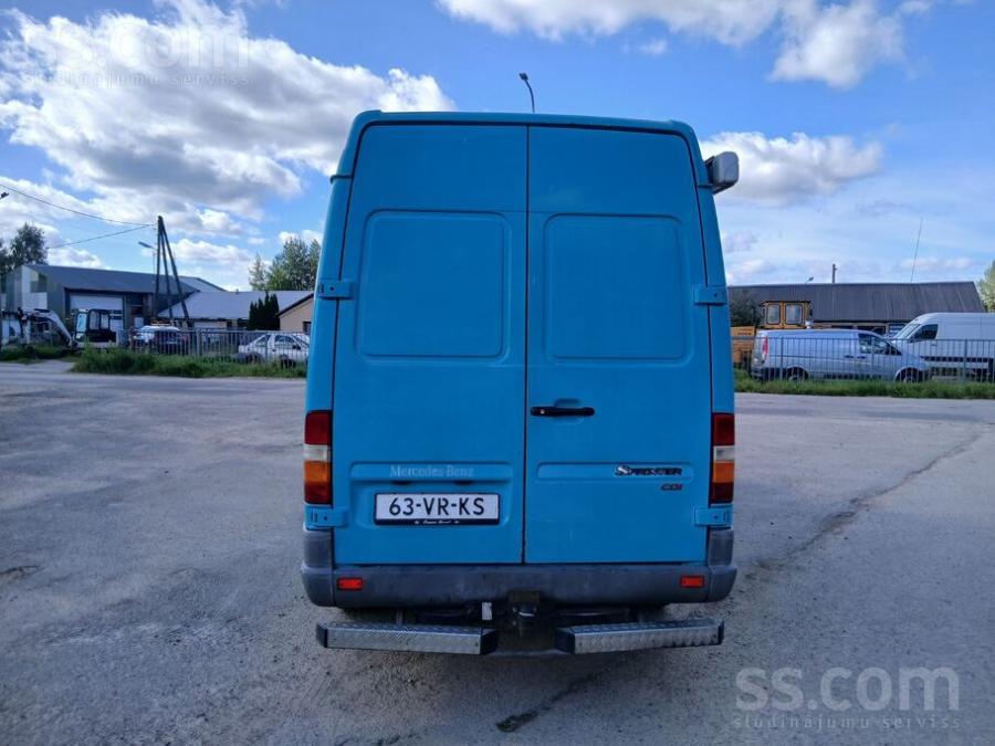 Зеленый Мерседес Спринтер 2000 в Огре, объемом двигателя 2.20 л и пробегом 197 тыс. км за 5000 €, фото 5 на AUTOMOTO.COM.LV