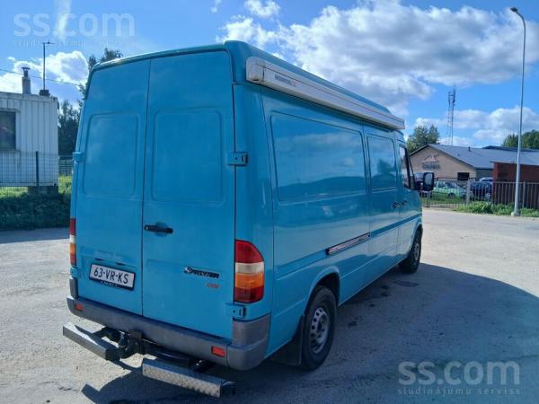 Green Mercedes-Benz Sprinter 2000 in Ogre, with an engine capacity of 2.20 L and mileage of 197 thousand km for 5000 €, photo 7 on AUTOMOTO.COM.LV