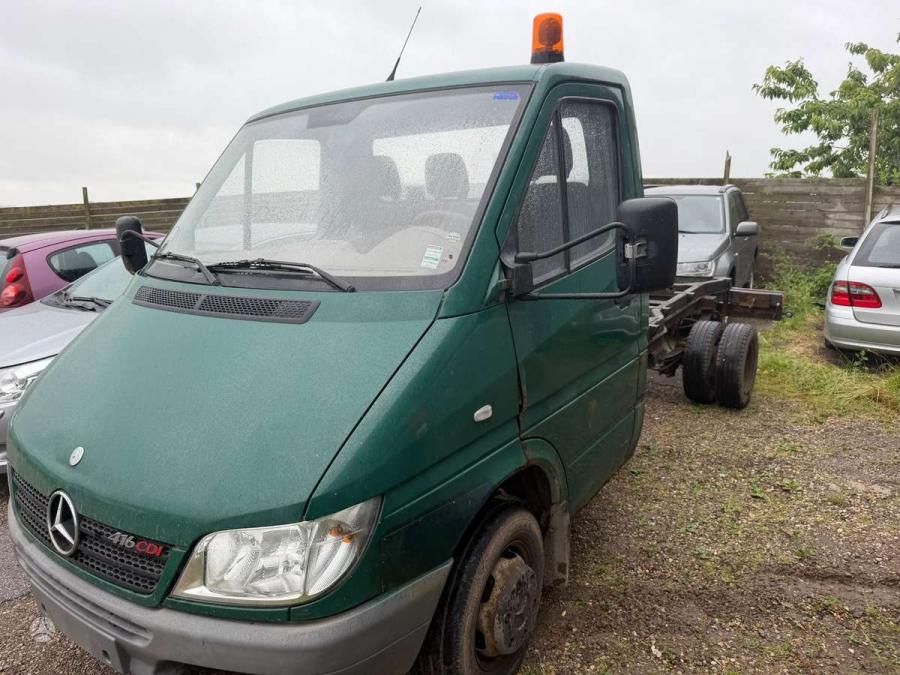 Zaļš Mercedes-Benz Sprinter 2006 Tauragė, ar dzinēja tilpumu 2.70 L un nobraukumu 330 tūkst. km par 3300 €, foto 3 vietnē AUTOMOTO.COM.LV