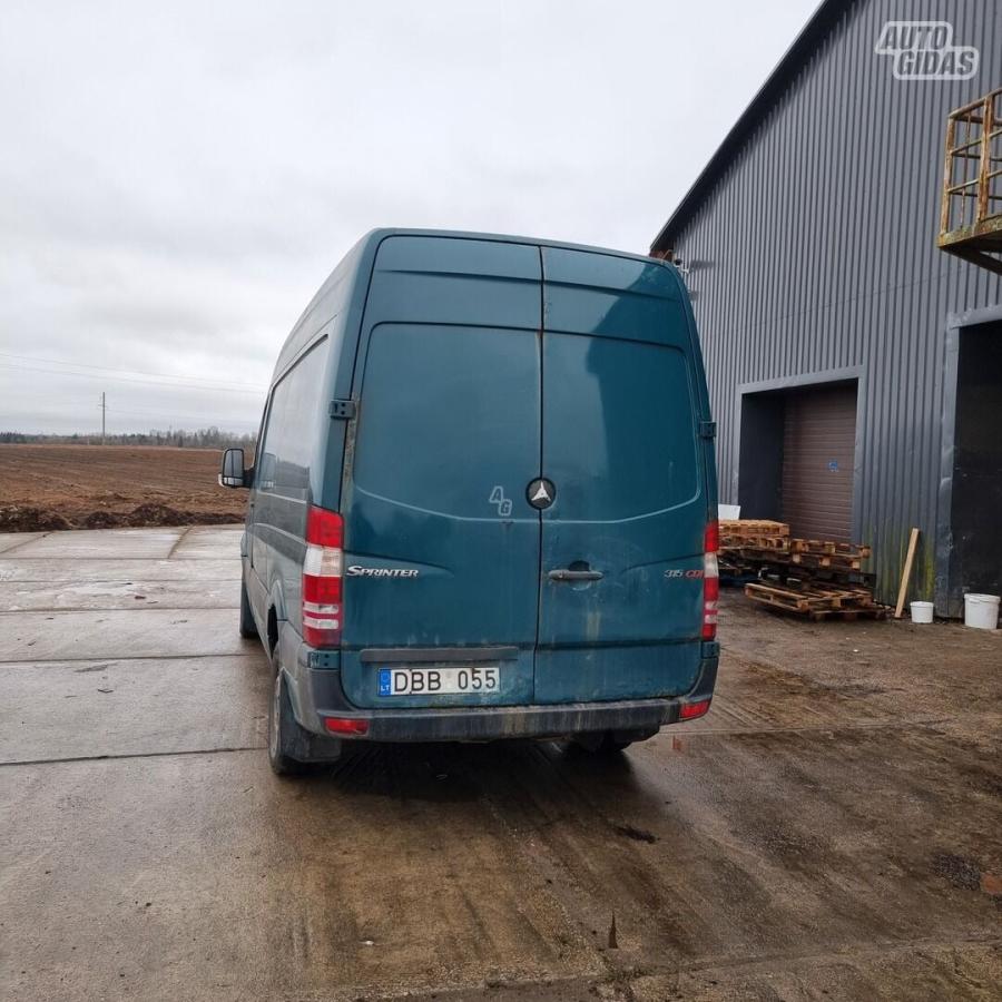 Zaļš Mercedes-Benz Sprinter 2007 Kauņa, ar dzinēja tilpumu 2.20 L un nobraukumu 480 tūkst. km par 4600 €, foto 3 vietnē AUTOMOTO.COM.LV