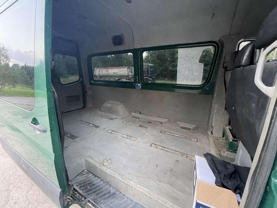 Zaļš Mercedes-Benz Sprinter 2010 Šauļi, ar dzinēja tilpumu 2.15 L un nobraukumu 495 tūkst. km par 4100 €, foto 12 vietnē AUTOMOTO.COM.LV