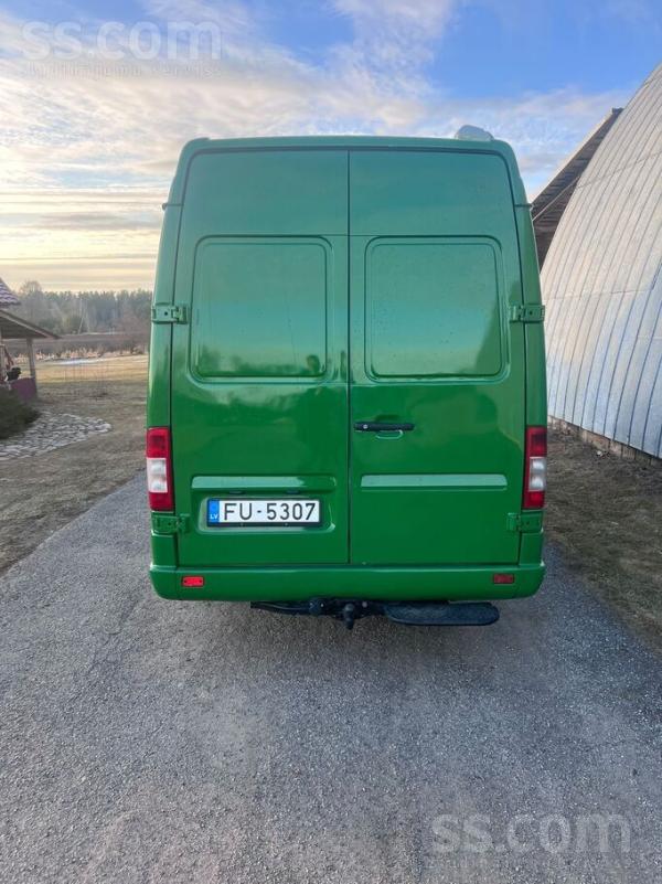 Zaļš Mercedes-Benz Sprinter 1997 Daugavpils, ar dzinēja tilpumu 2.90 L un nobraukumu 550 tūkst. km par 6500 €, foto 4 vietnē AUTOMOTO.COM.LV