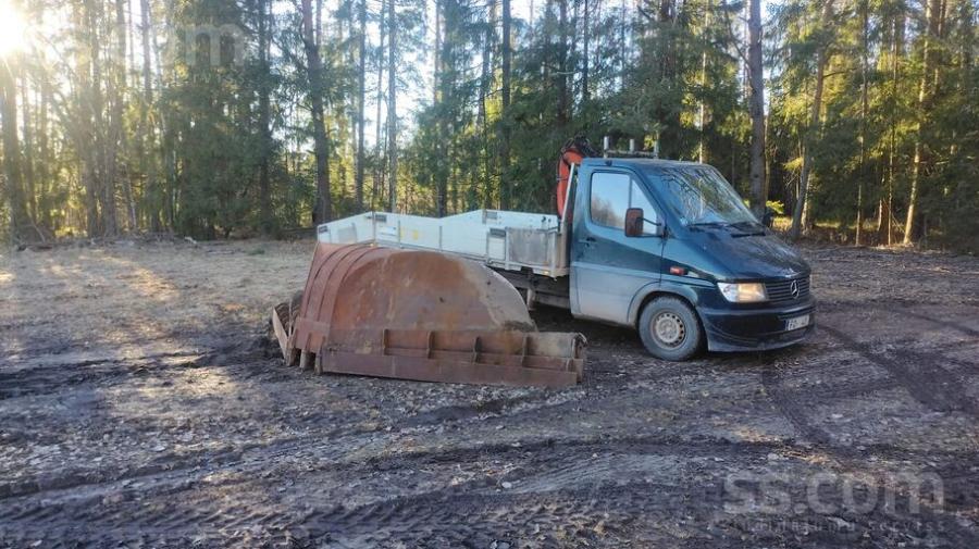 Zaļš Mercedes-Benz Sprinter 1998 Balvi, ar dzinēja tilpumu 2.90 L un nobraukumu 609 tūkst. km par 4500 €, foto 3 vietnē AUTOMOTO.COM.LV