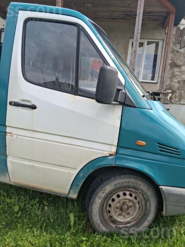 Zaļš Mercedes-Benz Sprinter 2003 Kuldīga, ar dzinēja tilpumu 2.20 L un nobraukumu 486 tūkst. km par 2300 €, foto 9 vietnē AUTOMOTO.COM.LV