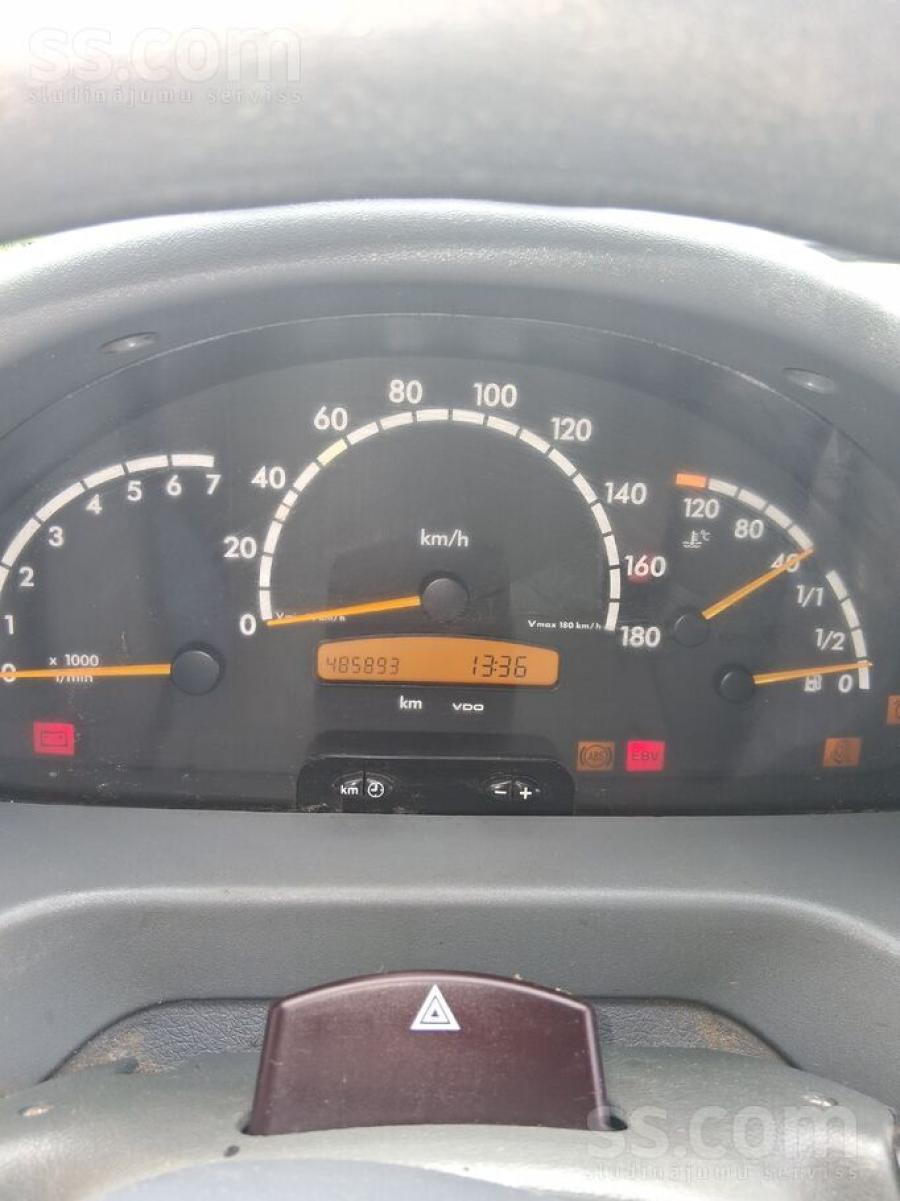 Green Mercedes-Benz Sprinter 2003 in Kuldiga, with an engine capacity of 2.20 L and mileage of 486 thousand km for 2300 €, photo 20 on AUTOMOTO.COM.LV