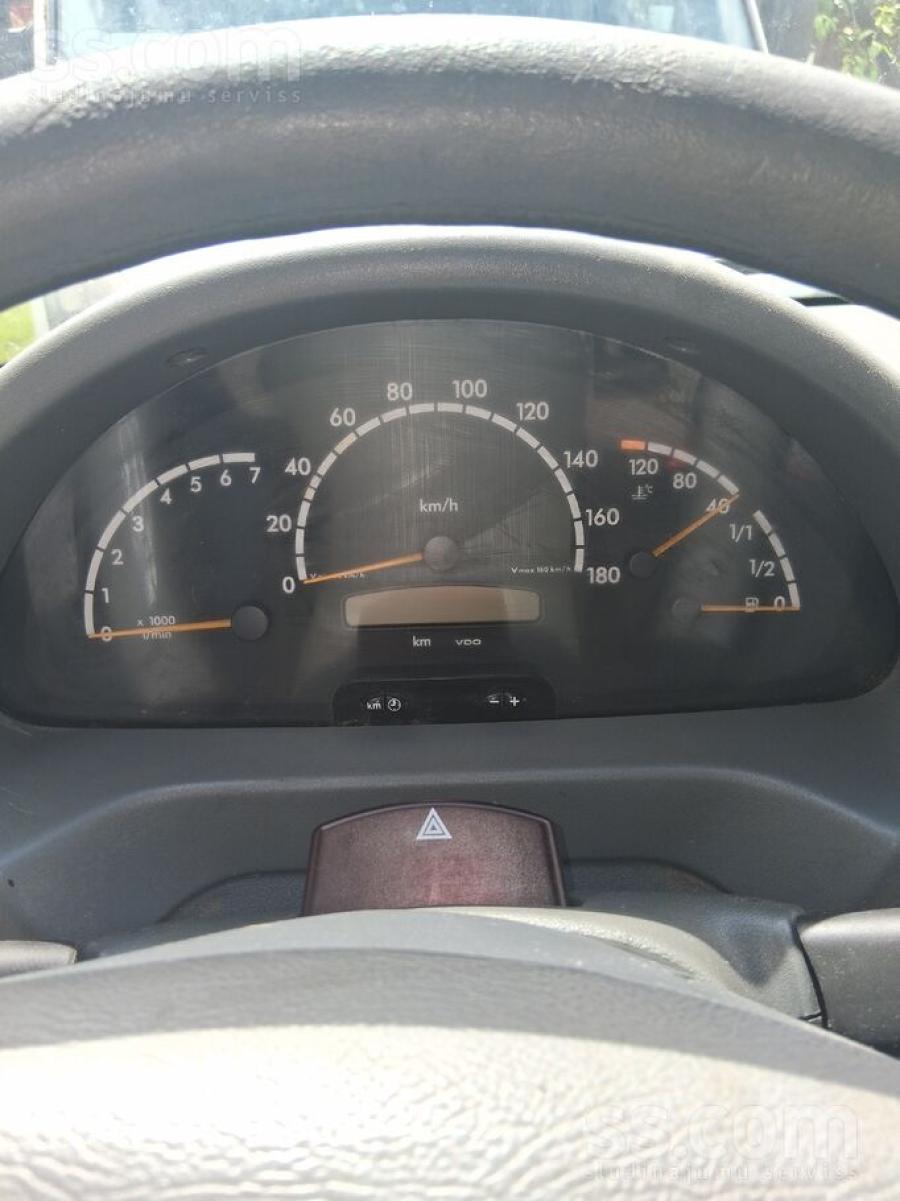 Green Mercedes-Benz Sprinter 2003 in Kuldiga, with an engine capacity of 2.20 L and mileage of 486 thousand km for 2300 €, photo 21 on AUTOMOTO.COM.LV