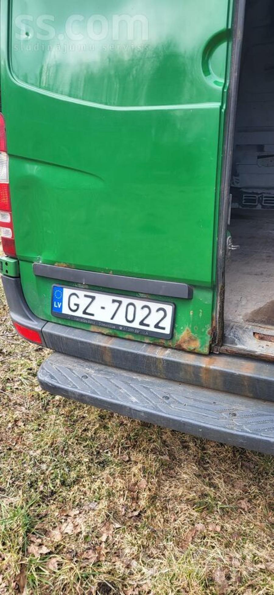 Green Mercedes-Benz Sprinter 2008 in Riga, with an engine capacity of 2.20 L and mileage of 338 thousand km for 2590 €, photo 7 on AUTOMOTO.COM.LV