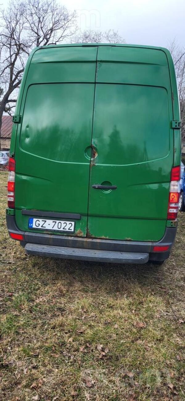Green Mercedes-Benz Sprinter 2008 in Riga, with an engine capacity of 2.20 L and mileage of 338 thousand km for 2590 €, photo 9 on AUTOMOTO.COM.LV