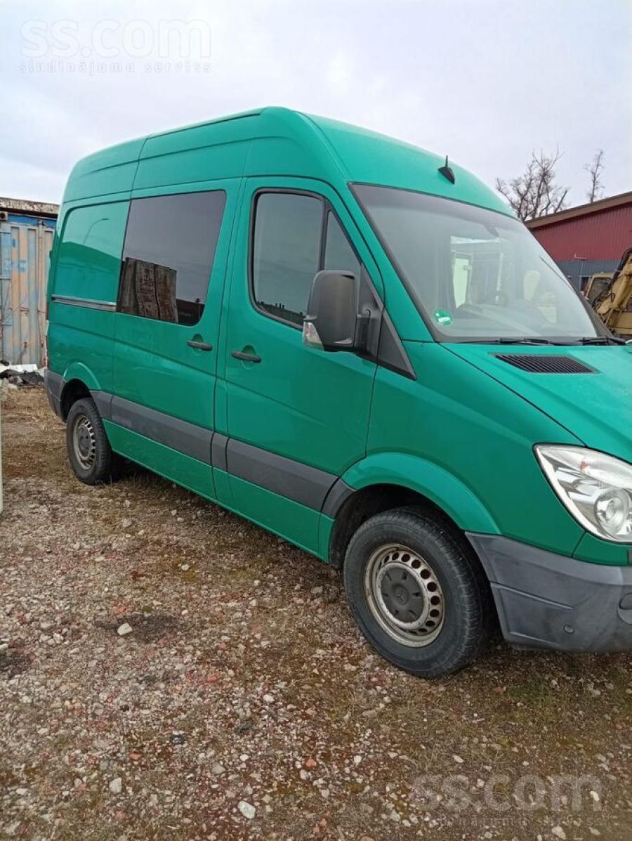 Zaļš Mercedes-Benz Sprinter 2011 Liepāja, ar dzinēja tilpumu 2.20 L un nobraukumu 210 tūkst. km par 8500 €, foto 3 vietnē AUTOMOTO.COM.LV
