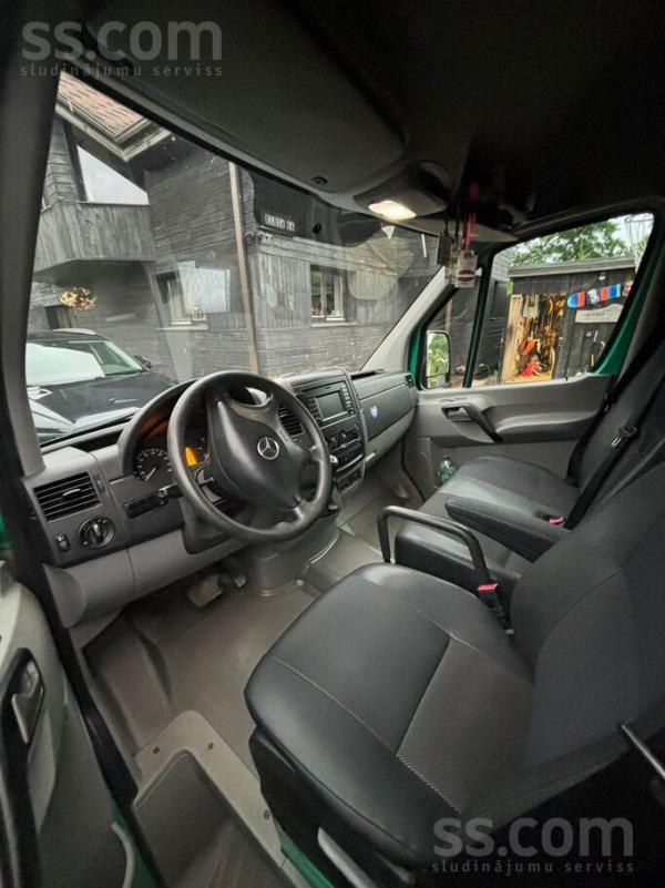 Zaļš Mercedes-Benz Sprinter 2017 Liepāja, ar dzinēja tilpumu 2.20 L un nobraukumu 223 tūkst. km par 24000 €, foto 4 vietnē AUTOMOTO.COM.LV