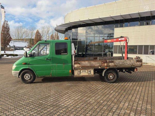 Green Mercedes-Benz Sprinter 2011 in Klaipeda, with an engine capacity of 2.14 L and mileage of 325 thousand km for 5800 €, photo 1 on AUTOMOTO.COM.LV