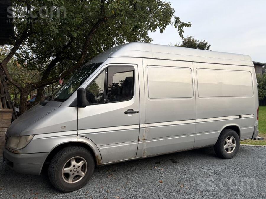Grey Mercedes-Benz Sprinter 2003 in Riga, with an engine capacity of 2.20 L and mileage of 380 thousand km for 2100 €, photo 1 on AUTOMOTO.COM.LV