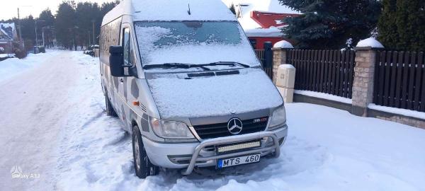 Grey Mercedes-Benz Sprinter 2004 in Birzai, with an engine capacity of 2.70 L and mileage of 454 thousand km for 7500 €, photo 5 on AUTOMOTO.COM.LV