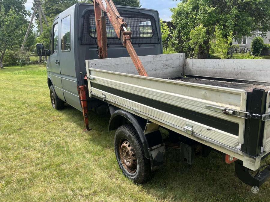 Pelēks Mercedes-Benz Sprinter 2005 Jurbarkas, ar dzinēja tilpumu 0.00 L un nobraukumu 250 tūkst. km par 4500 €, foto 5 vietnē AUTOMOTO.COM.LV