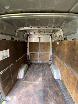 Pelēks Mercedes-Benz Sprinter 2005 Jelgava, ar dzinēja tilpumu 2.20 L un nobraukumu 302 tūkst. km par 4500 €, foto 4 vietnē AUTOMOTO.COM.LV