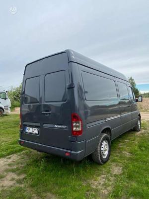 Pelēks Mercedes-Benz Sprinter 2005 Jelgava, ar dzinēja tilpumu 2.20 L un nobraukumu 302 tūkst. km par 4500 €, foto 15 vietnē AUTOMOTO.COM.LV