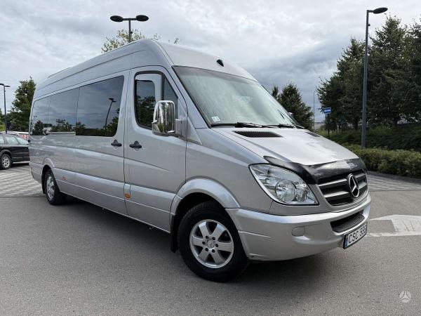 Grey Mercedes-Benz Sprinter 2006 in Vilnius, with an engine capacity of 2.15 L and mileage of 311 thousand km for 11999 €, photo 3 on AUTOMOTO.COM.LV