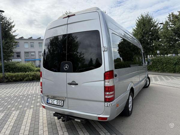 Grey Mercedes-Benz Sprinter 2006 in Vilnius, with an engine capacity of 2.15 L and mileage of 311 thousand km for 11999 €, photo 4 on AUTOMOTO.COM.LV