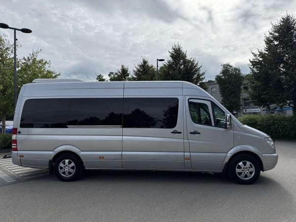 Grey Mercedes-Benz Sprinter 2006 in Vilnius, with an engine capacity of 2.15 L and mileage of 311 thousand km for 11999 €, photo 10 on AUTOMOTO.COM.LV
