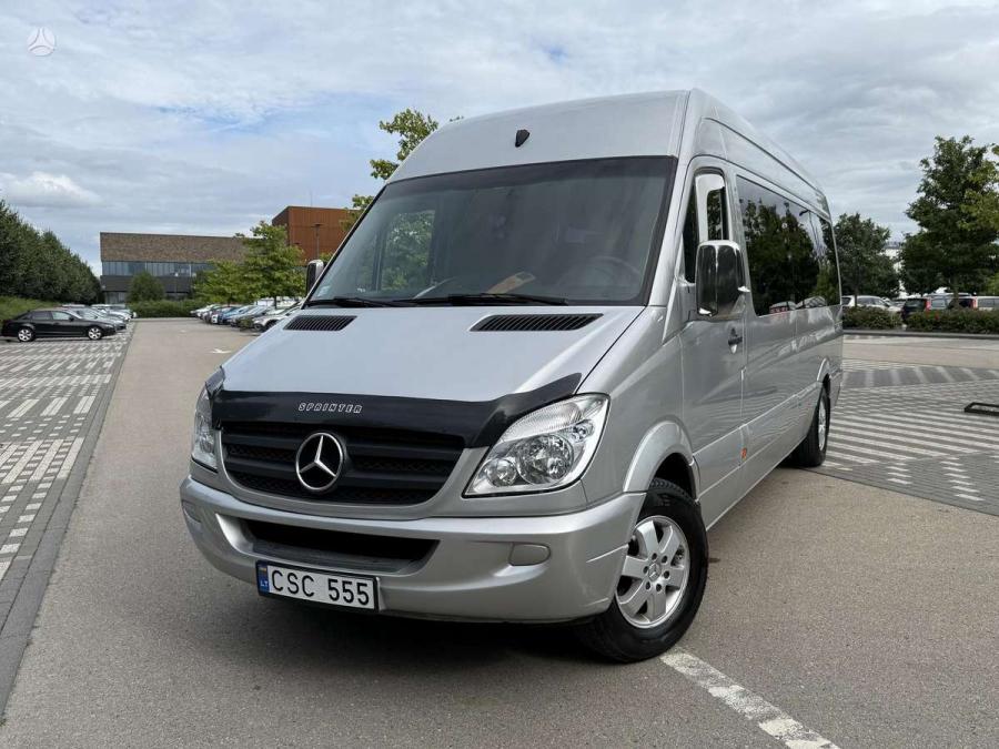 Grey Mercedes-Benz Sprinter 2006 in Vilnius, with an engine capacity of 2.15 L and mileage of 311 thousand km for 11999 €, photo 25 on AUTOMOTO.COM.LV