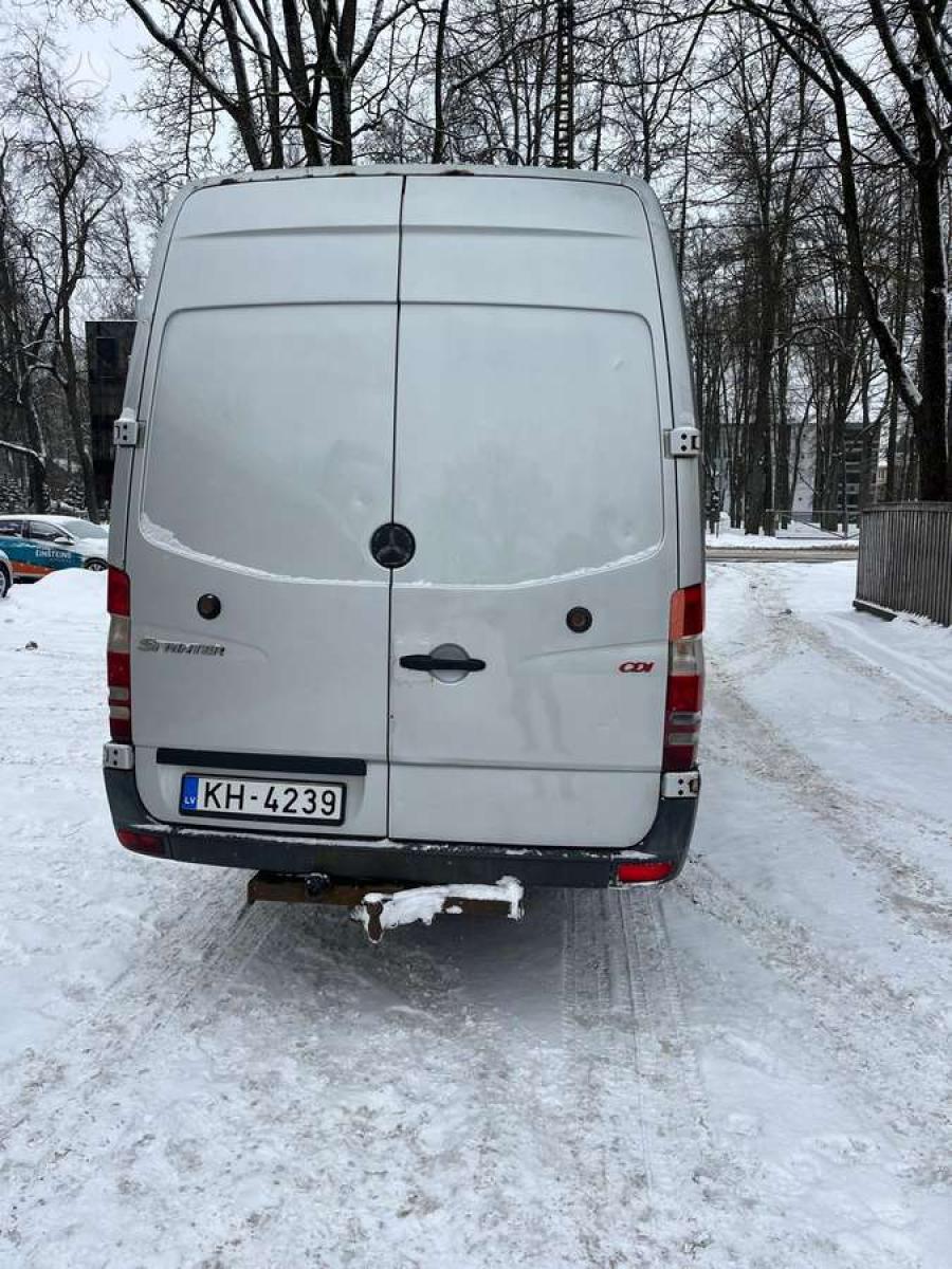 Grey Mercedes-Benz Sprinter 2007 in Riga, with an engine capacity of 2.20 L and mileage of 300 thousand km for 6200 €, photo 3 on AUTOMOTO.COM.LV
