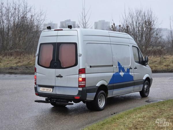 Pelēks Mercedes-Benz Sprinter 2008 Viļņa, ar dzinēja tilpumu 3.00 L un nobraukumu 381 tūkst. km par 7700 €, foto 7 vietnē AUTOMOTO.COM.LV
