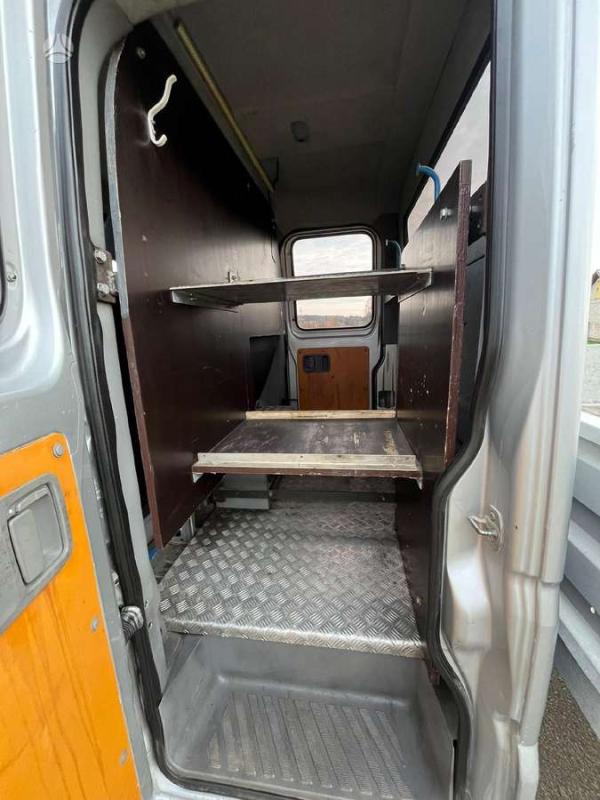 Pelēks Mercedes-Benz Sprinter 2010 Šilalė, ar dzinēja tilpumu 3.00 L un nobraukumu 325 tūkst. km par 8790 €, foto 11 vietnē AUTOMOTO.COM.LV