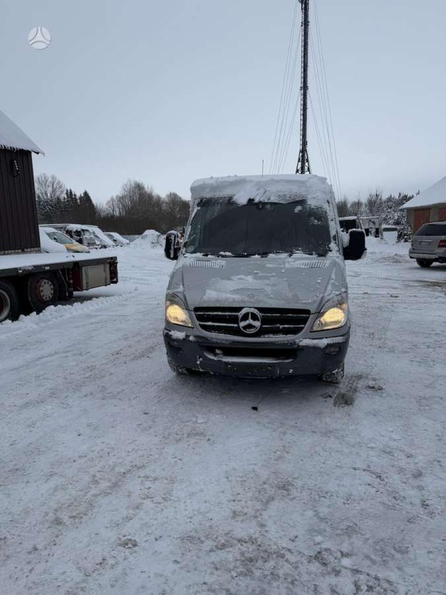 Grey Mercedes-Benz Sprinter 2010 in Taurage, with an engine capacity of 2.20 L and mileage of 290 thousand km for 4200 €, photo 1 on AUTOMOTO.COM.LV