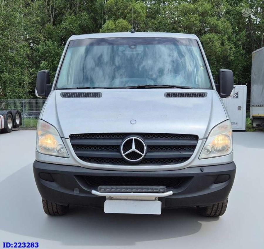 Pelēks Mercedes-Benz Sprinter 2010 Viļņa, ar dzinēja tilpumu 2.14 L un nobraukumu 600 tūkst. km par 7139 €, foto 2 vietnē AUTOMOTO.COM.LV
