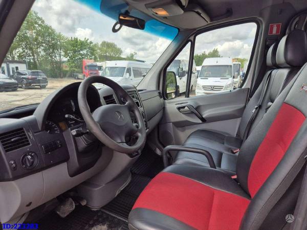 Pelēks Mercedes-Benz Sprinter 2010 Viļņa, ar dzinēja tilpumu 2.14 L un nobraukumu 600 tūkst. km par 7139 €, foto 10 vietnē AUTOMOTO.COM.LV