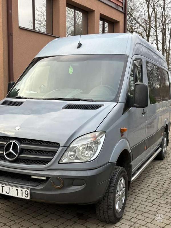 Grey Mercedes-Benz Sprinter 2011 in Kaunas, with an engine capacity of 2.90 L and mileage of 4 thousand km for 11600 €, photo 3 on AUTOMOTO.COM.LV