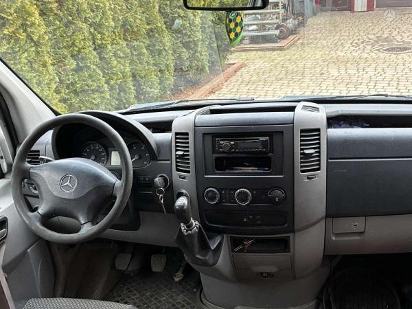 Grey Mercedes-Benz Sprinter 2011 in Kaunas, with an engine capacity of 2.90 L and mileage of 4 thousand km for 11600 €, photo 6 on AUTOMOTO.COM.LV