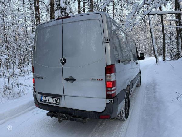 Grey Mercedes-Benz Sprinter 2011 in Vilnius, with an engine capacity of 2.20 L and mileage of 443 thousand km for 6200 €, photo 5 on AUTOMOTO.COM.LV