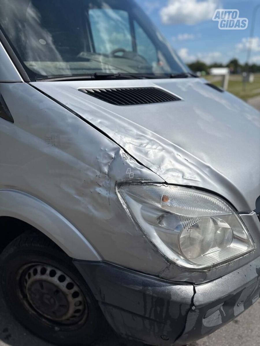 Pelēks Mercedes-Benz Sprinter 2011 Kauņa, ar dzinēja tilpumu 2.20 L un nobraukumu 377 tūkst. km par 4300 €, foto 9 vietnē AUTOMOTO.COM.LV