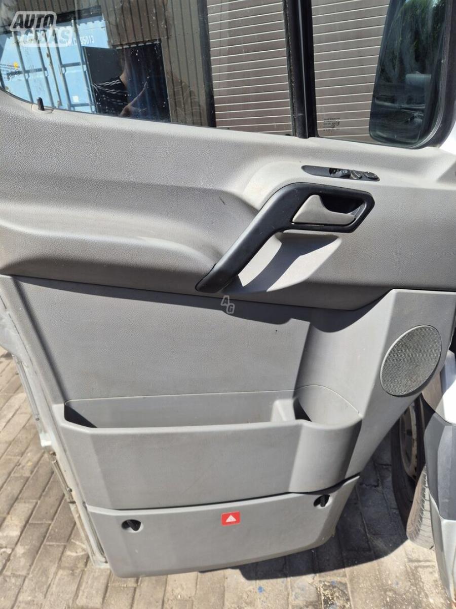 Pelēks Mercedes-Benz Sprinter 2011 Kauņa, ar dzinēja tilpumu 2.20 L un nobraukumu 377 tūkst. km par 4300 €, foto 16 vietnē AUTOMOTO.COM.LV