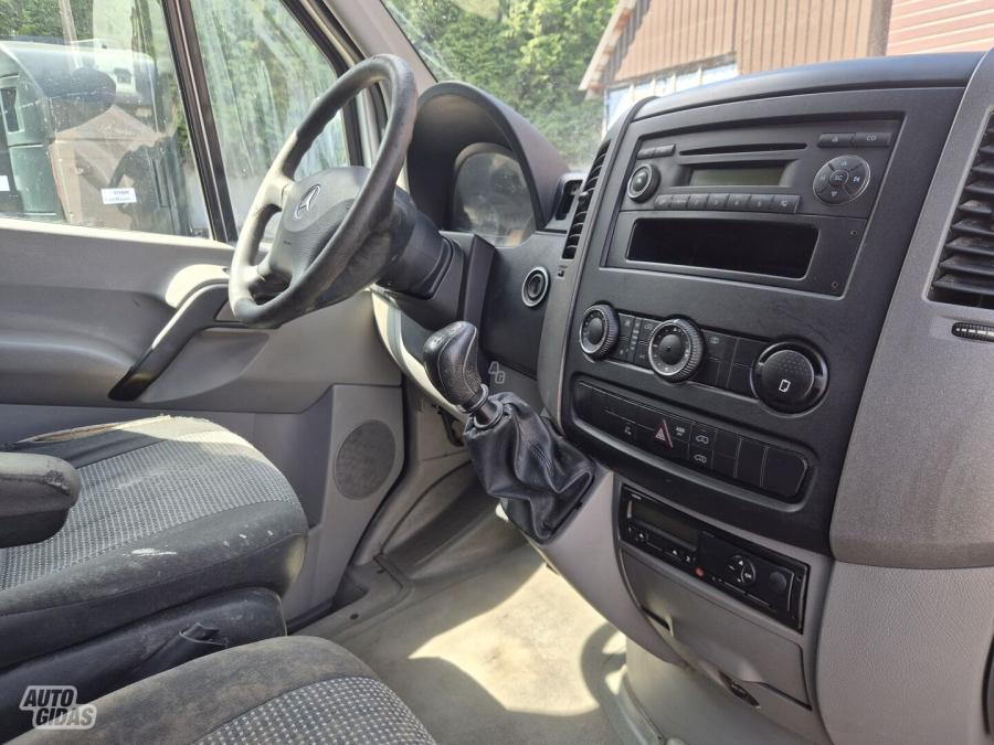 Pelēks Mercedes-Benz Sprinter 2011 Kauņa, ar dzinēja tilpumu 2.20 L un nobraukumu 377 tūkst. km par 4300 €, foto 20 vietnē AUTOMOTO.COM.LV