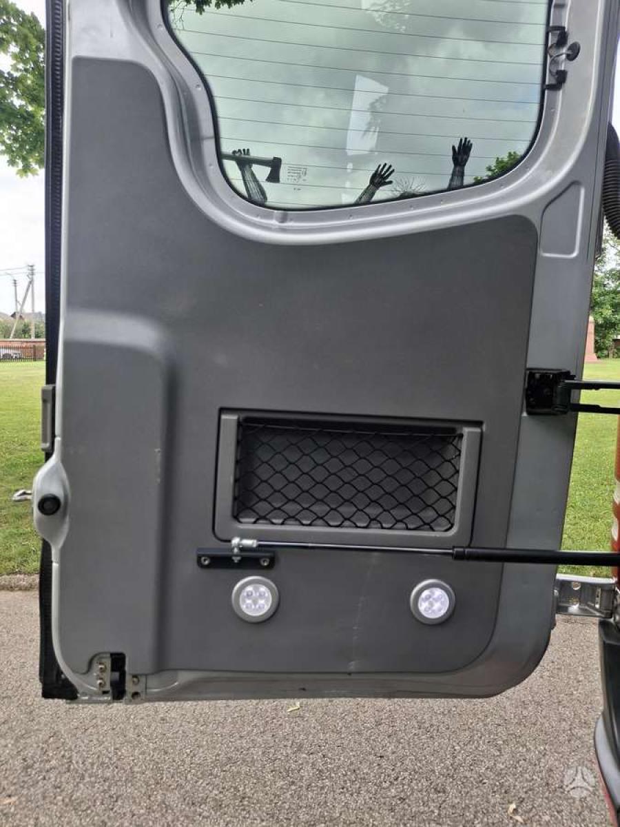 Pelēks Mercedes-Benz Sprinter 2011 Jurbarkas, ar dzinēja tilpumu 2.20 L un nobraukumu 145 tūkst. km par 13500 €, foto 15 vietnē AUTOMOTO.COM.LV