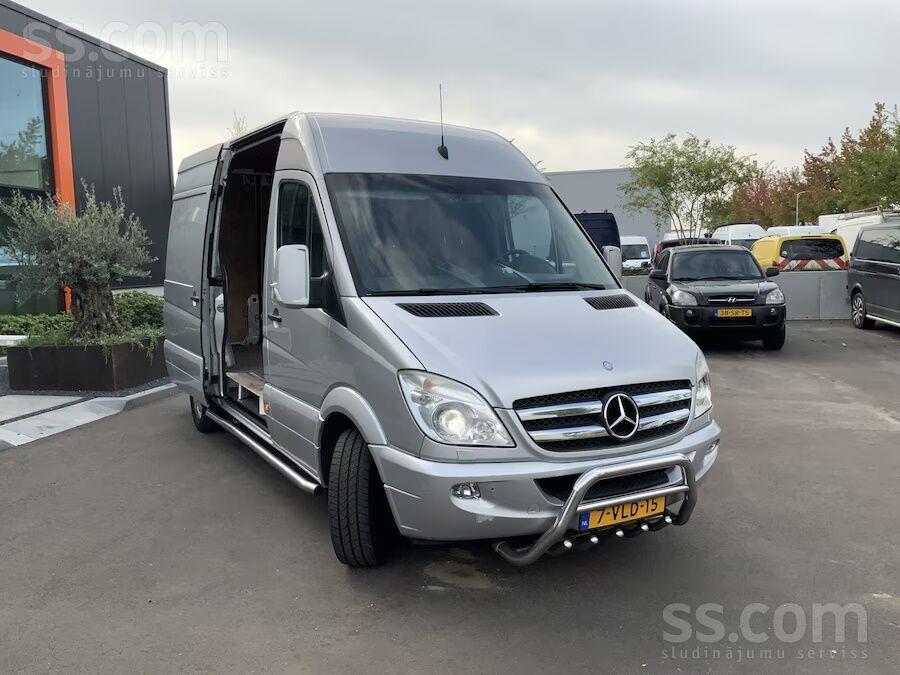 Grey Mercedes-Benz Sprinter 2011 in Riga, with an engine capacity of 3.00 L and mileage of 440 thousand km for 11950 €, photo 1 on AUTOMOTO.COM.LV